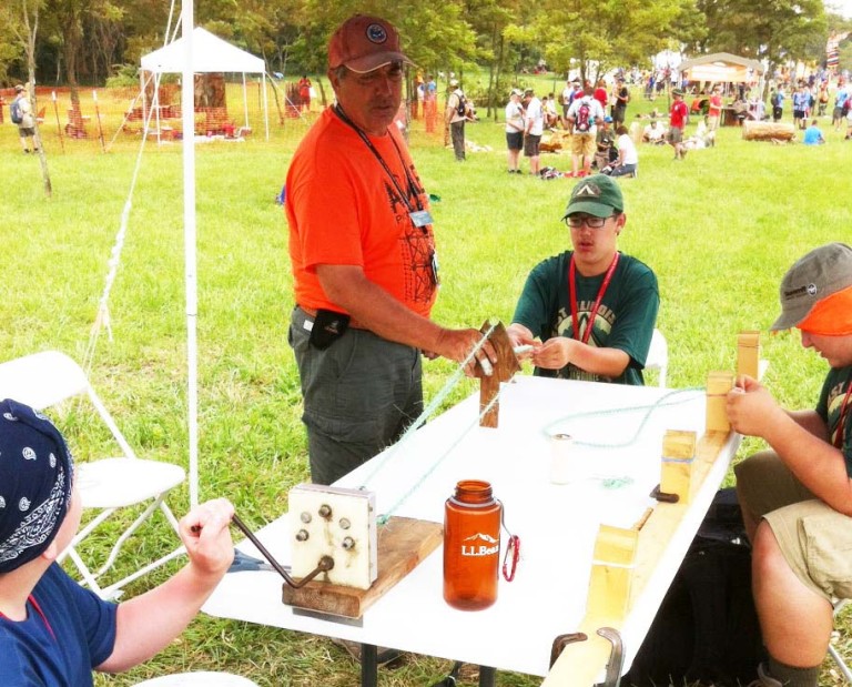 Making Rope – Pioneering Merit Badge Online Reference